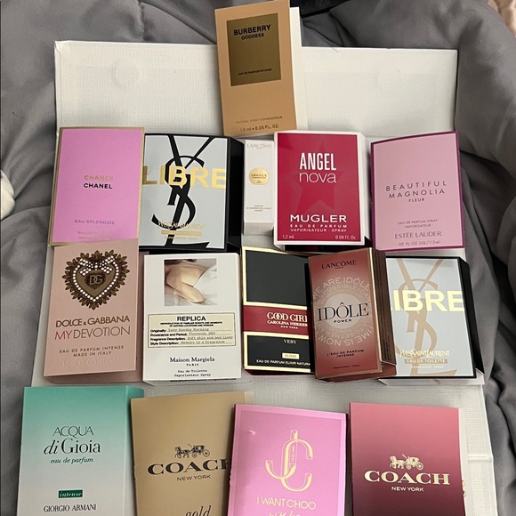 Bath & Body | Assorted Fragrance Sample Set | Poshmark